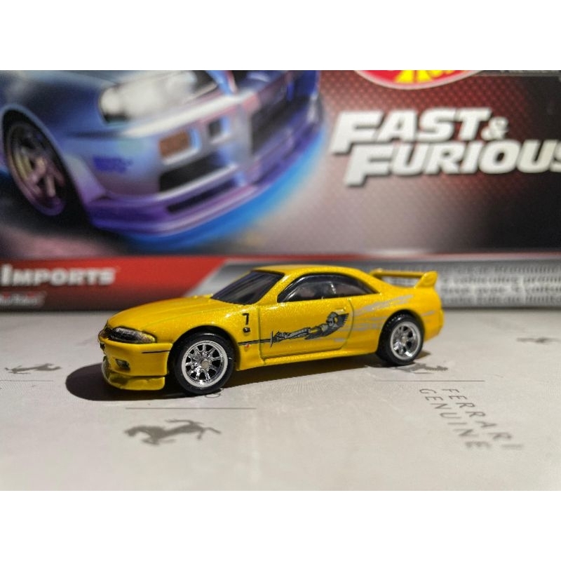 Jual HOTWHEELS PREMIUM NISSAN SKYLINE GTR R33 YELLOW FAST & FURIOUS ...