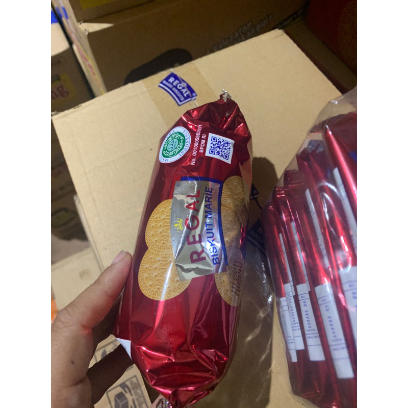 Jual Regal Biscuit Marie Sachet 1 Renceng isi 10 pcs x 12 gram / Regal ...