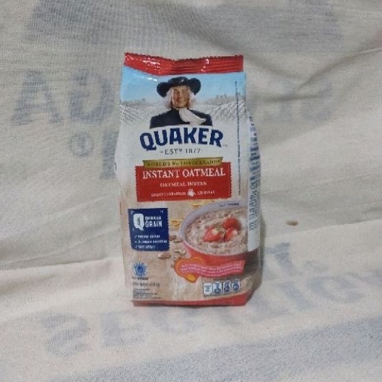 Jual Quaker Oat Instan Oatmeal 200 gr , gram quaker grain oats MERAH ...