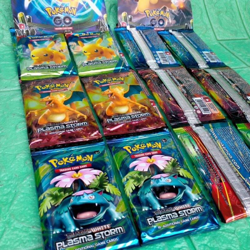 Jual 12 Sachet Mainan Kartu impor Gambar Pokemon Origin Trading Card ...