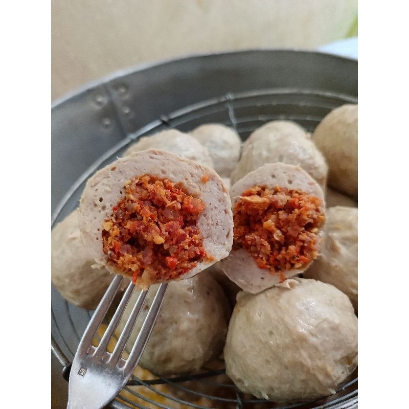 Jual Bakso Sapi isi Daging Cincang Mercon Homemade Super Spesial ...