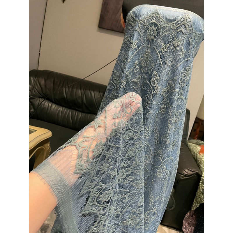 Jual Kain Bahan Kebaya Bali Brukat Lace Chantily Katun Mewah Warna Biru ...