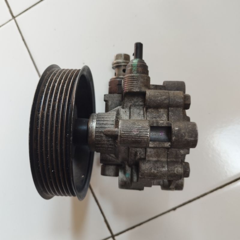 Jual POMPA POWER STEERING TOYOTA KIJANG INNOVA | Shopee Indonesia