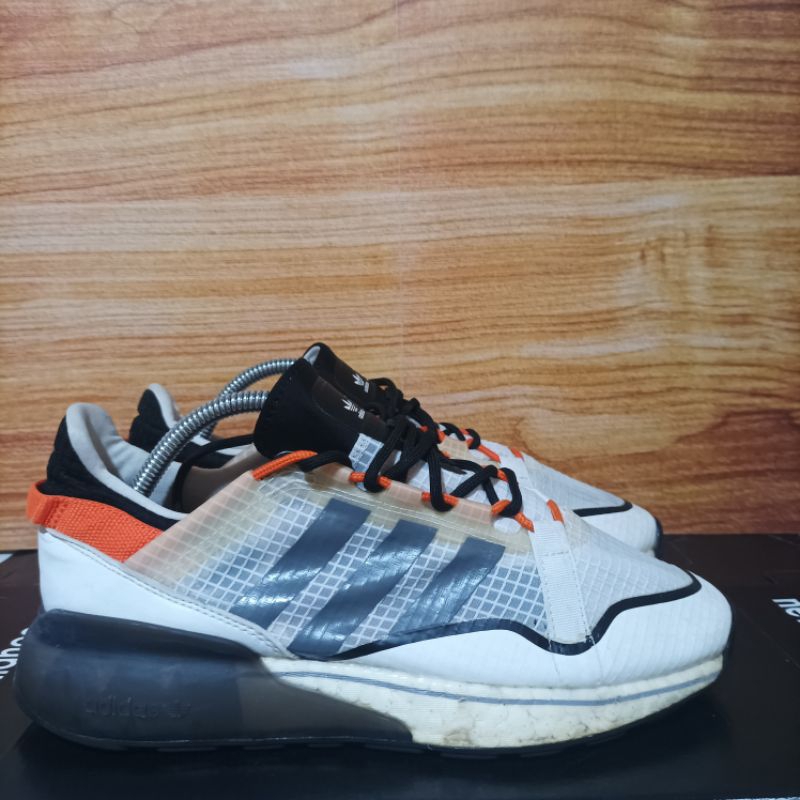 Jual Sepatu Second Adidas ZX 2K Boost original | Shopee Indonesia
