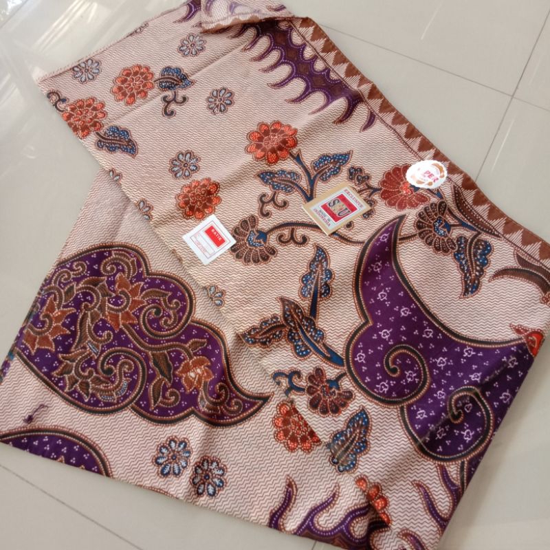 Jual KAIN PANJANG JARIK/TAPIH/SAMPING/BAWAHAN TRADISIONAL | Shopee ...