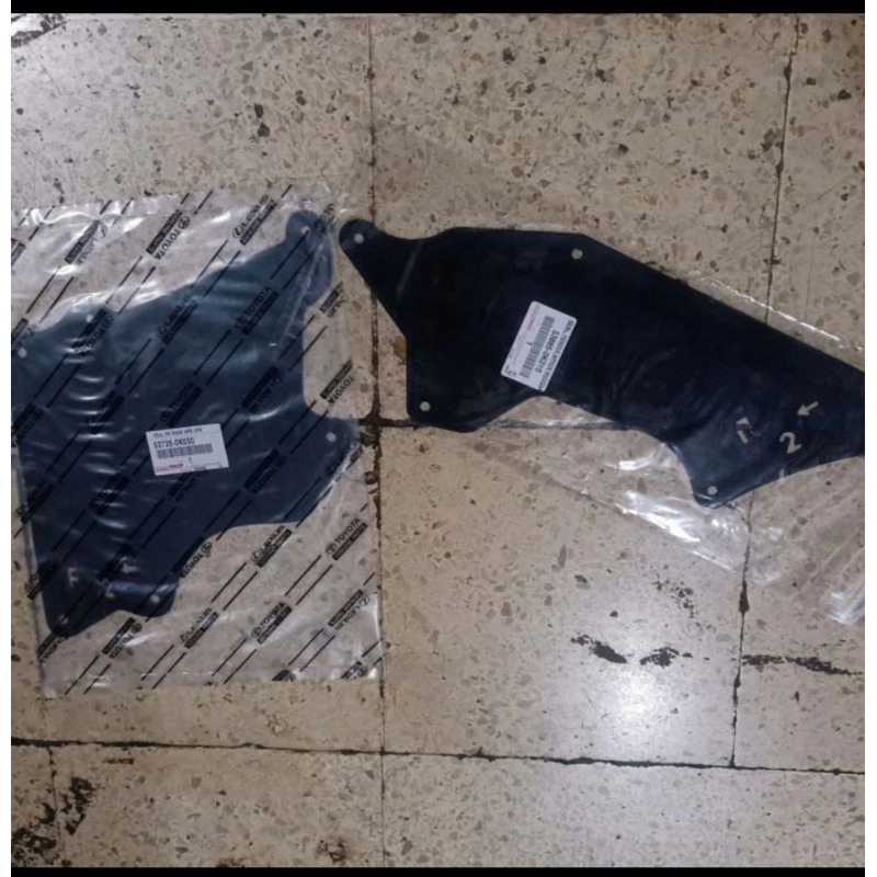 Jual Seal Fender Karet Tutup Apron Innova 2004-2015 Original | Shopee ...