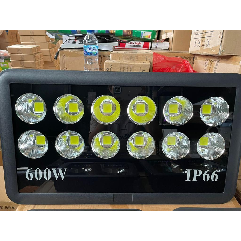 Jual Lampu tembak led 600watt 600w / sorot cob 12mata 600 watt flood light 600w body tebal ...