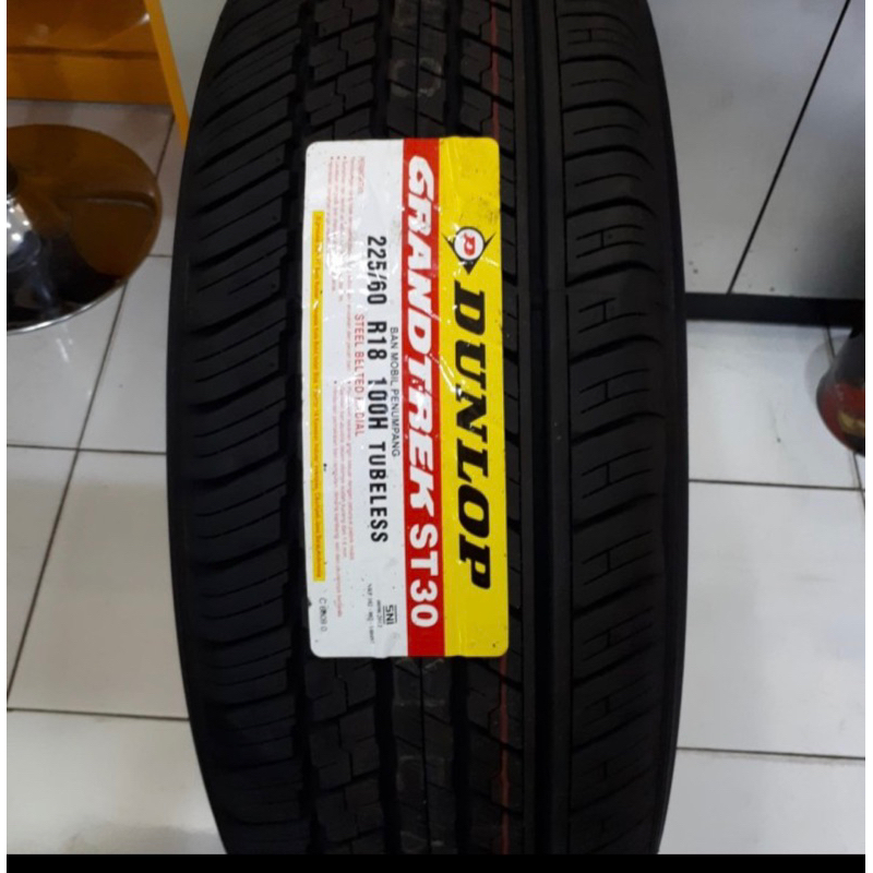Jual Ban Dunlop Grandtrek ST30 225/60/R18 New Xtrail T32 CRV | Shopee ...
