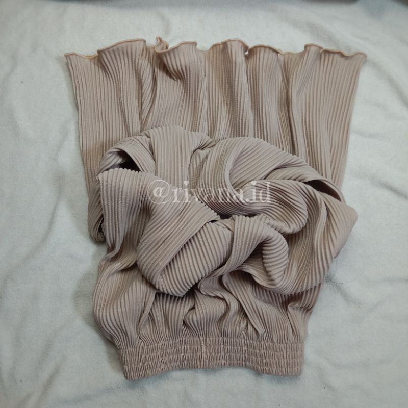 Jual ROK SPAN PLISKET LIDI NACY/ WAVY PLEATS SKIRT/ ROK PLISKET PREMIUM/ ROK SPAN/ ROK LIDI ...