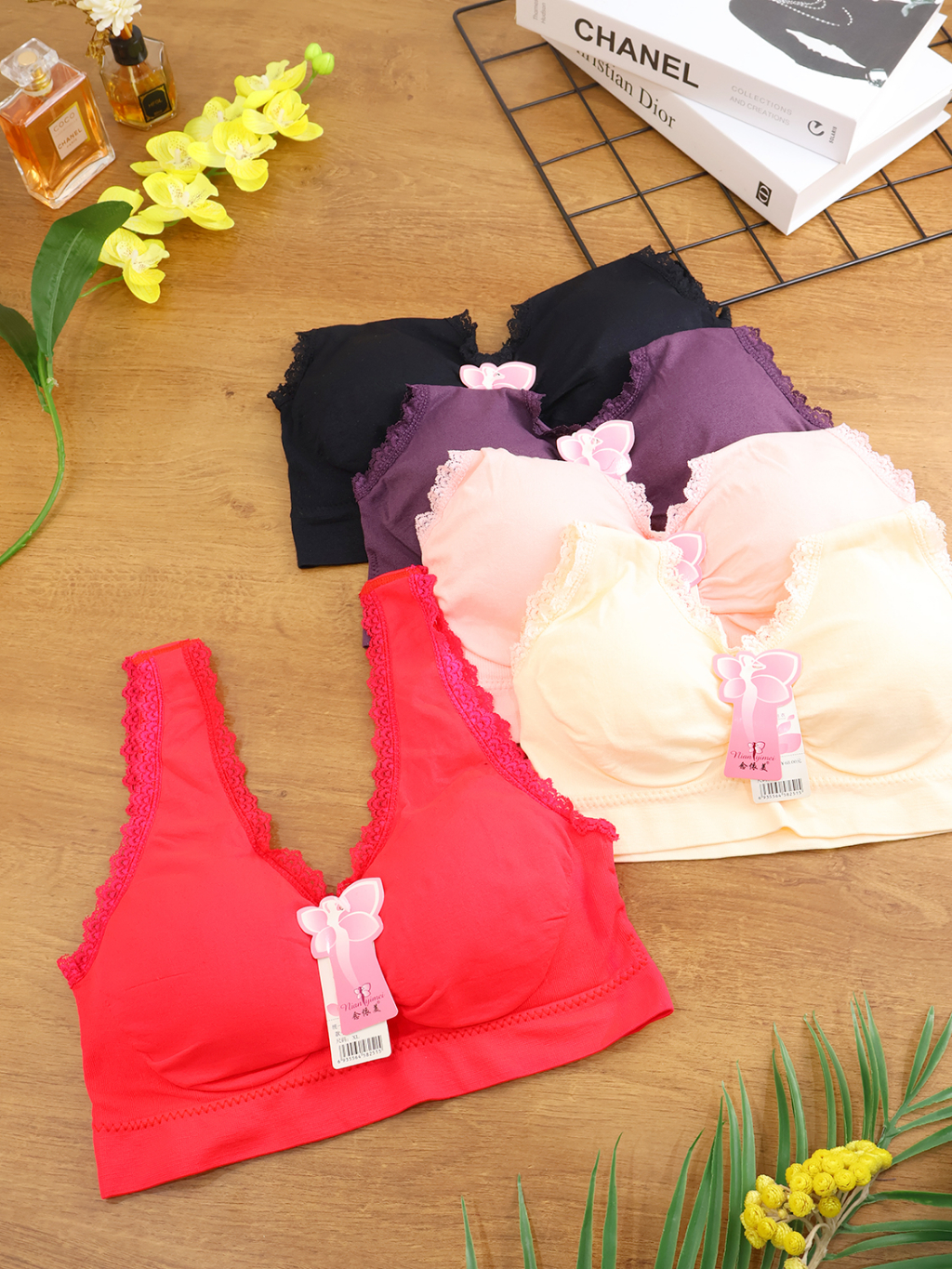 Jual Sport Bra Sport Wanita Bra Aksen Renda Pad Busa BH Tanpa Kawat ...