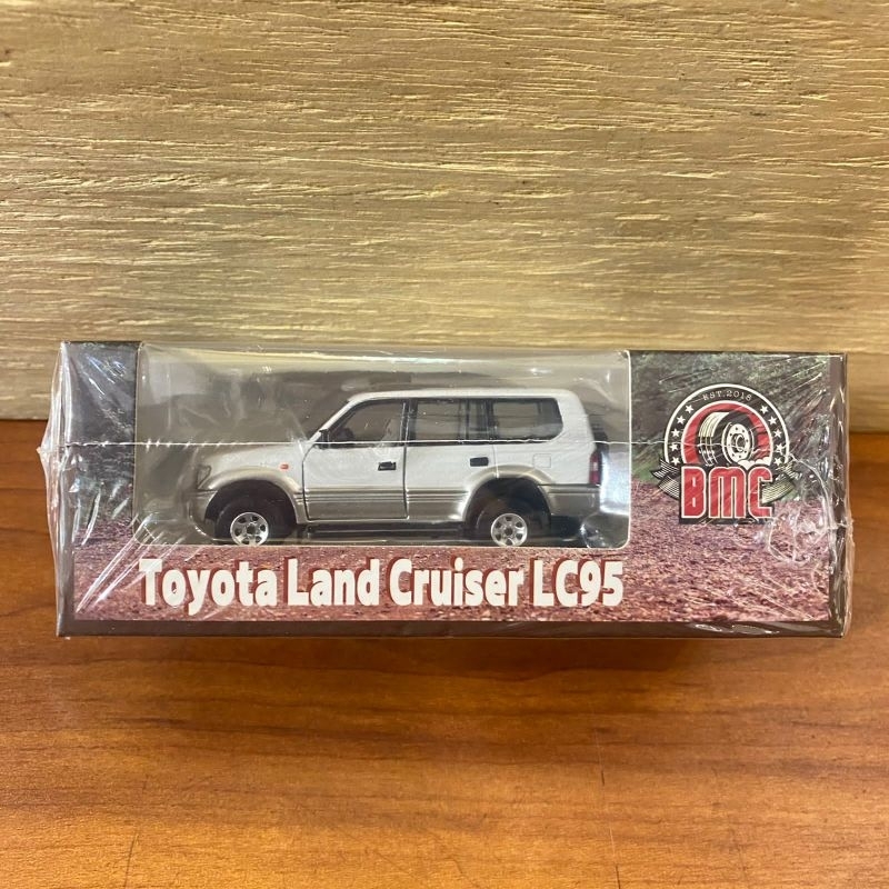 Jual BMC TOYOTA LABD CRUISER LC95 WHITE RHD BM CREATIONS | Shopee Indonesia