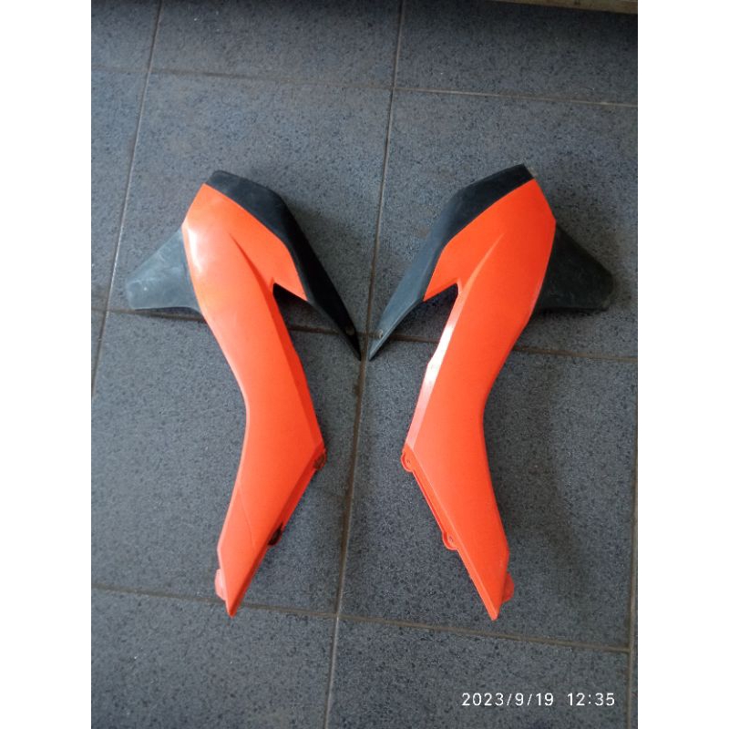 Jual cover body tangki ktm original | Shopee Indonesia