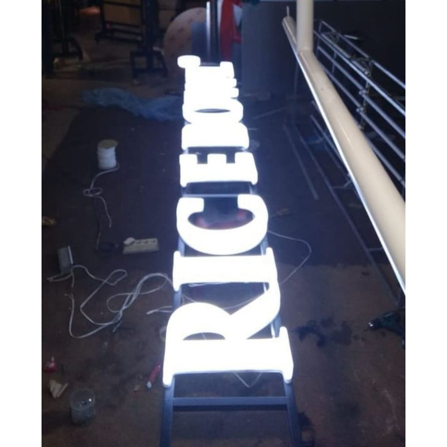 Jual Huruf Timbul Akrilik LED | Neon Box Latter | Papan Nama | Papan ...