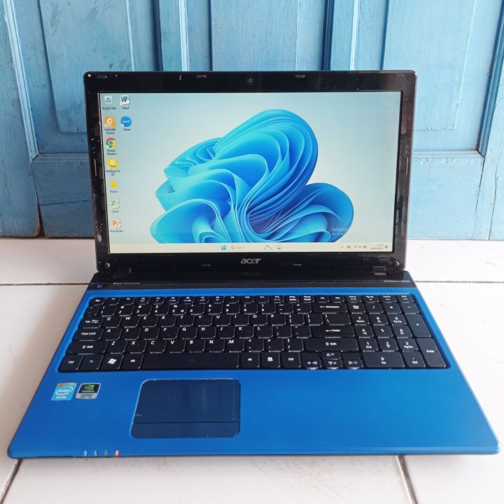 Jual Laptop Gaming Acer Aspire 5750ZG Intel Core i5 8GB Dual VGA NVidia ...