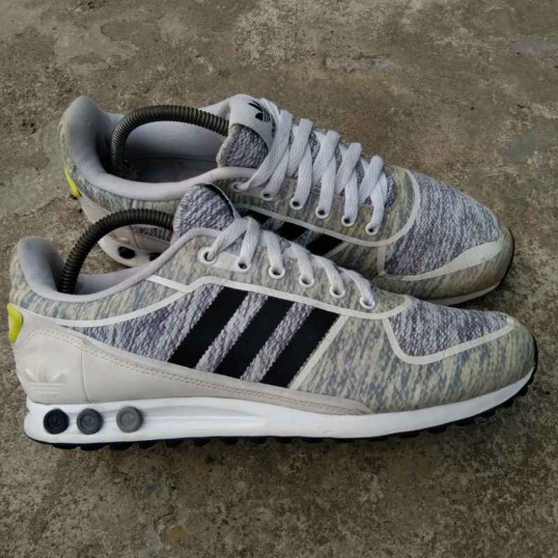 Jual ADIDAS LA TRAINER 2 SAMBA GAZELLE SECOND | Shopee Indonesia