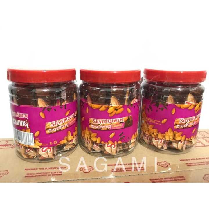 Jual SILVERQUEEN CHUNKY 26 GR CASHEW JAR / TOPLES | BOX | Shopee Indonesia