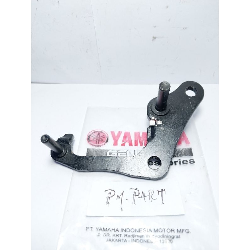 Jual Plat besi bracket dudukan kaliper caliper rem depan yamaha Nmax ...