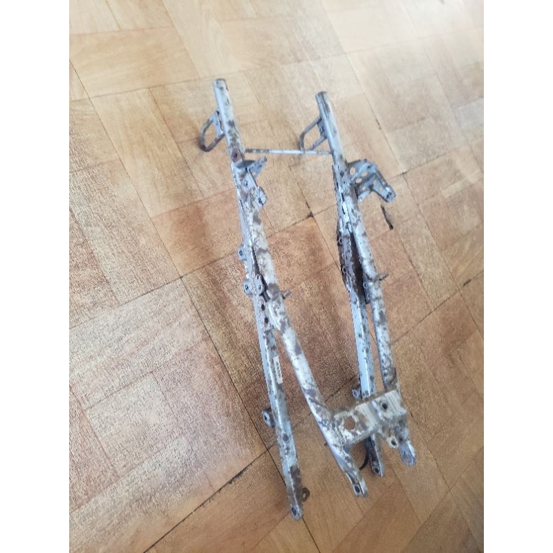 Jual sub frame subframe nsr 250 mc21 mc28 ada juga tzr 125 belgarda 4dl ...