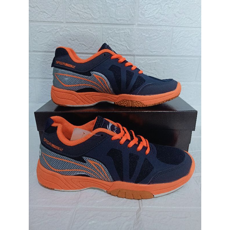 Jual SEPATU BADMINTON LINING DEWASA PRIA WANITA BERPORI ANTI LICIN ANTI ...
