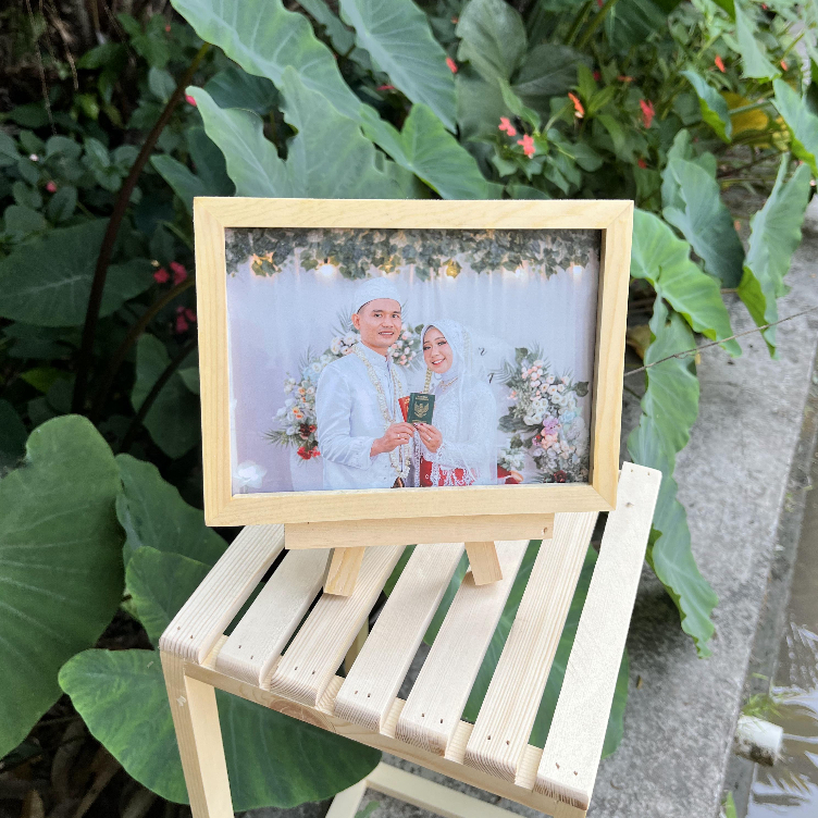 Jual CETAK FOTO CUSTOM 20X15 CM PLUS FRAME PIGURA KAYU JATI BELANDA ...