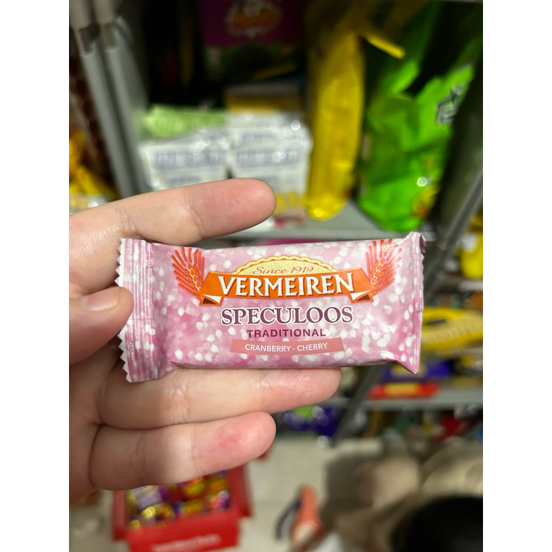 Jual Biskuit Speculoos Biskuit Lotus Rasa Cranberry Cherry | Shopee ...