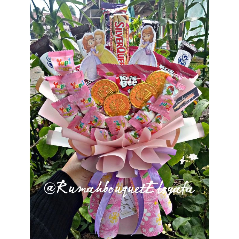 Jual BUKET SNACK BULAN SABIT/ULTAH | Shopee Indonesia