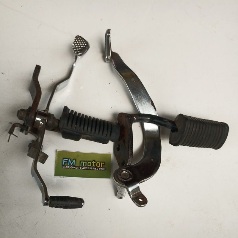 Jual FOOTSTEP FOOT STEP BUSTEP DEPAN SUZUKI SATRIA FU 150 FULLSET ...