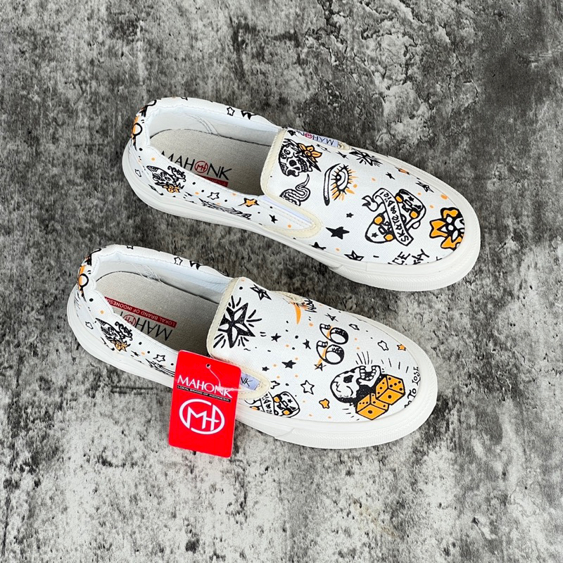 Jual SEPATU MAHONK - Slip On Motif Bunot X Tatto Slip on Bahan Kanvas ...