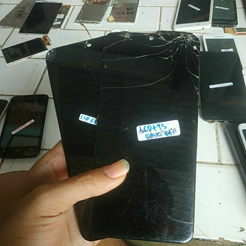 Jual LCD FRAME BEKAS VIVO Y91 /y91c | Shopee Indonesia