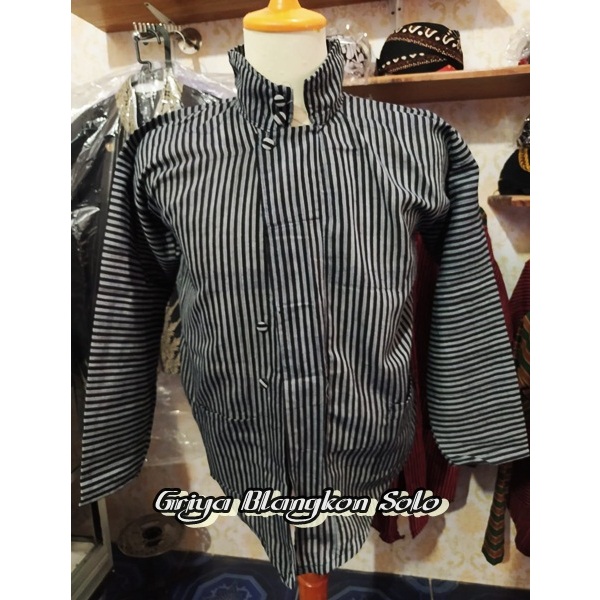 Jual Baju Surjan Lurik Jogja Warna Abu Abu Hitam | Shopee Indonesia