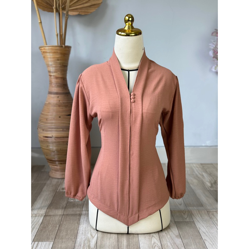 Jual kebaya kartini crinkle airflow variasi kancing bungkus model ...