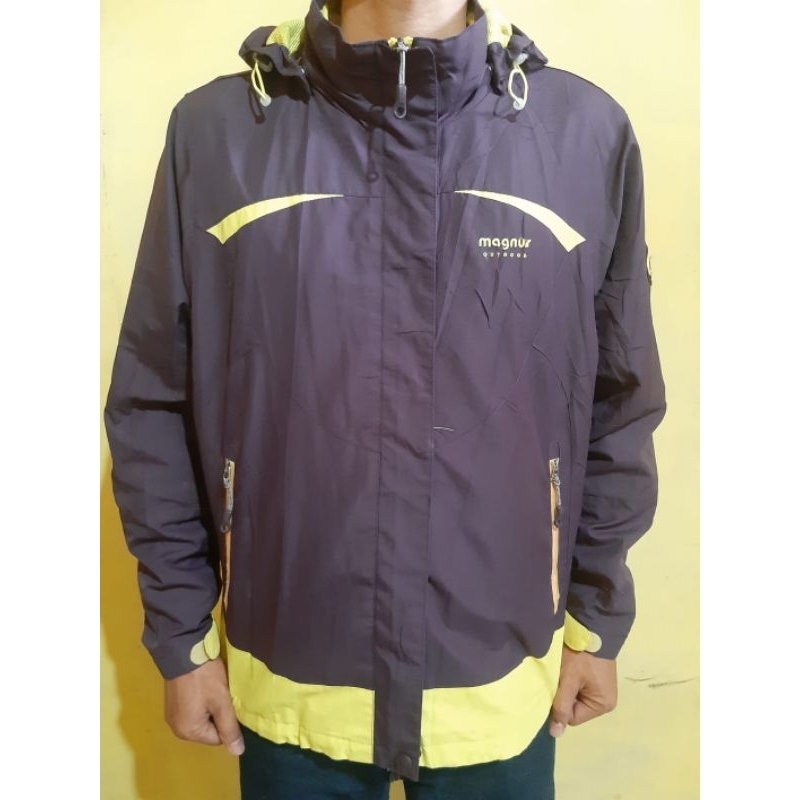 Jual jacket magnus outdoor second original | Shopee Indonesia