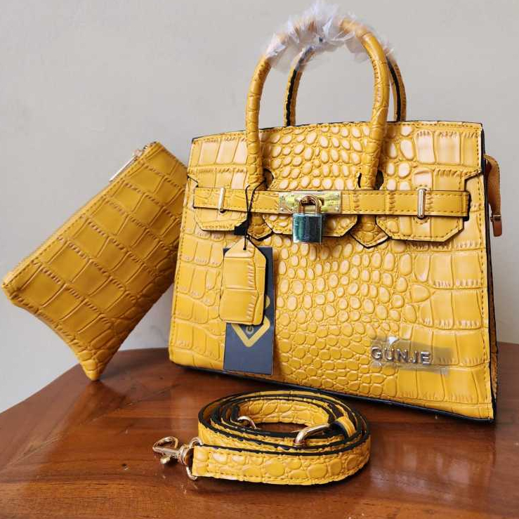 Jual tas selempang wanita bahan croco original | Shopee Indonesia