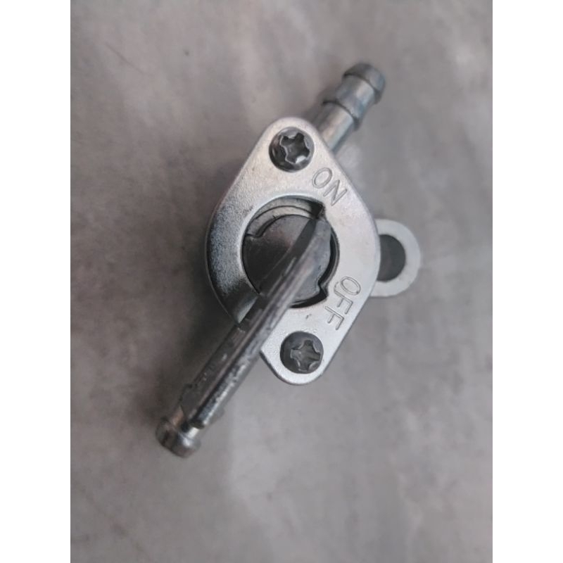 Jual kran bensin universal - Keran bensin universal motor mini | Shopee ...