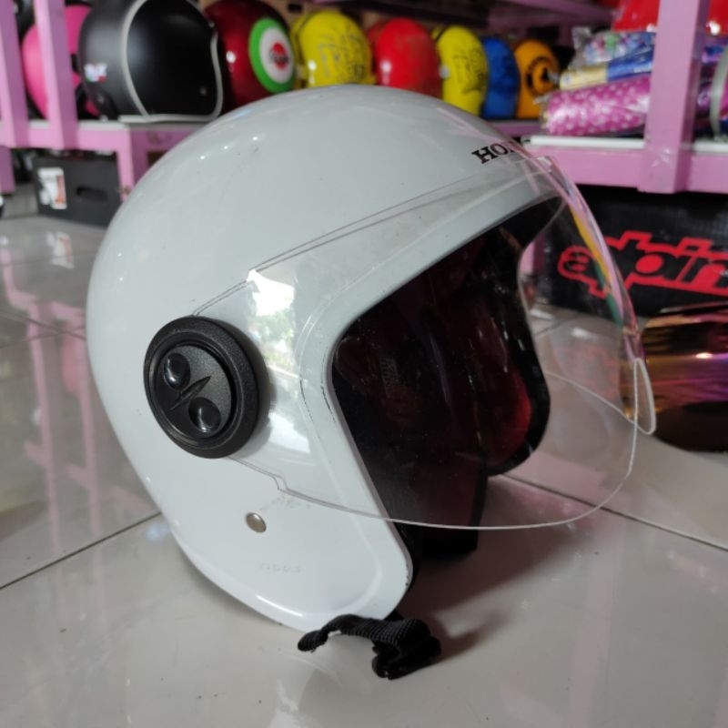 Jual Kaca Helm Scoopy Lubang Kecil Baut Ring Visor Akrilik | Shopee ...