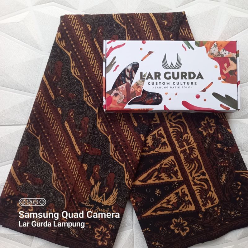 Jual Sarung Batik Lar Gurda seri Premium | Shopee Indonesia