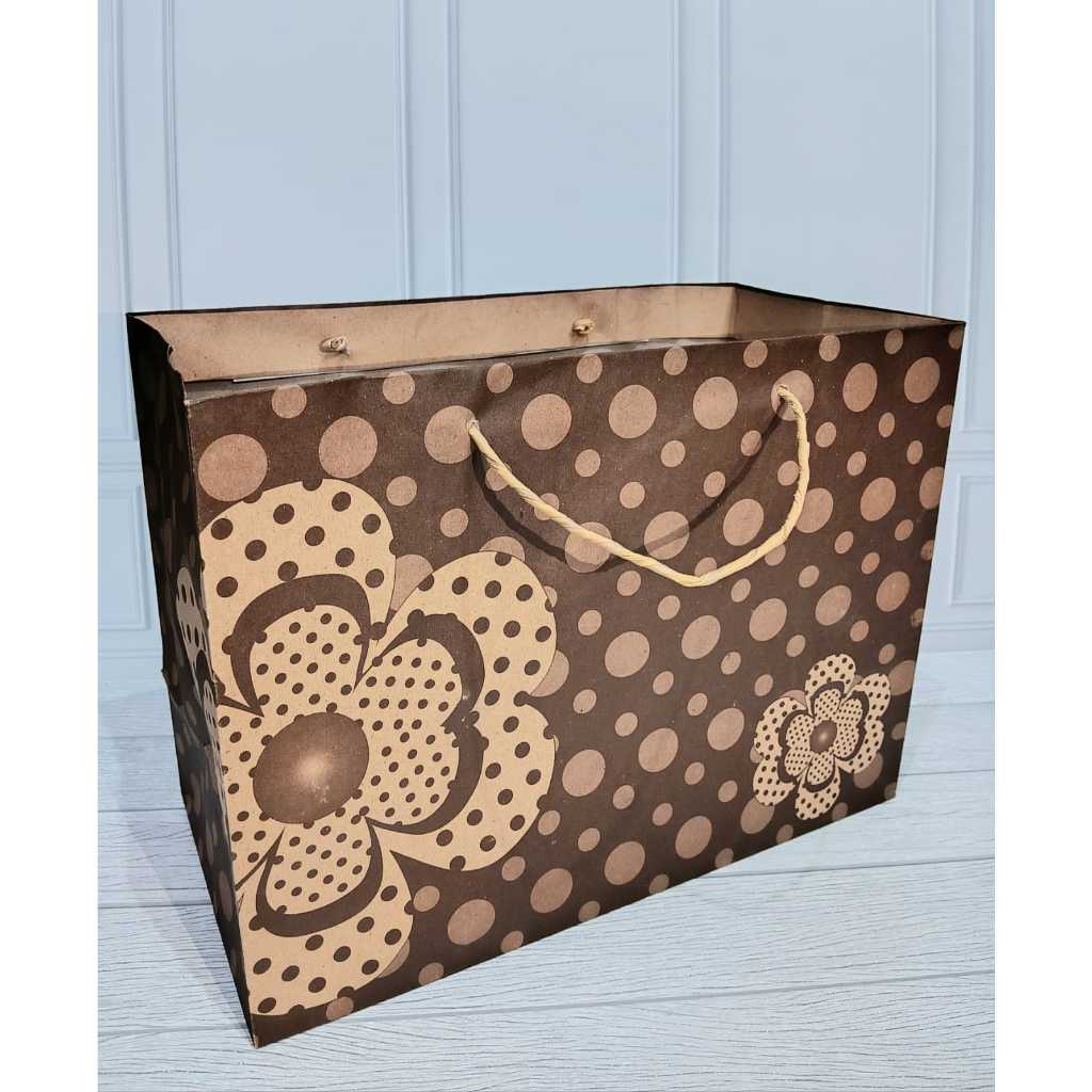 Jual PAPER BAG BATIK BUNGA COKLAT/PAPER BAG BATIK | Shopee Indonesia