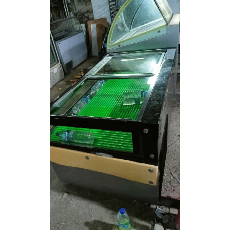 Jual SECOND/BEKAS MEAT SHOWCASE/DISPLAY DAGING/PENYIMPANAN DAGING ...
