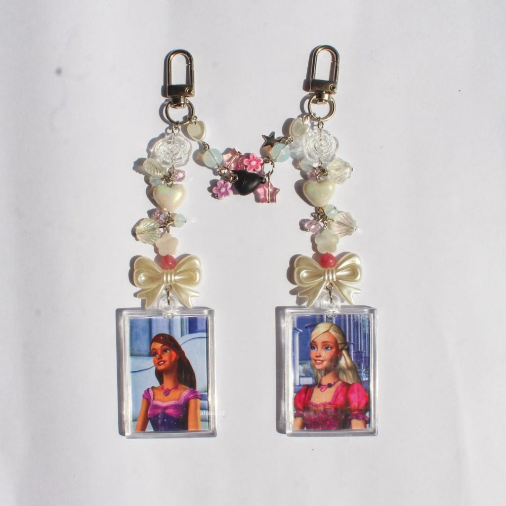 Jual Barbie Keychain Couple/Princess and The Pauper/The Diamond Castle ...
