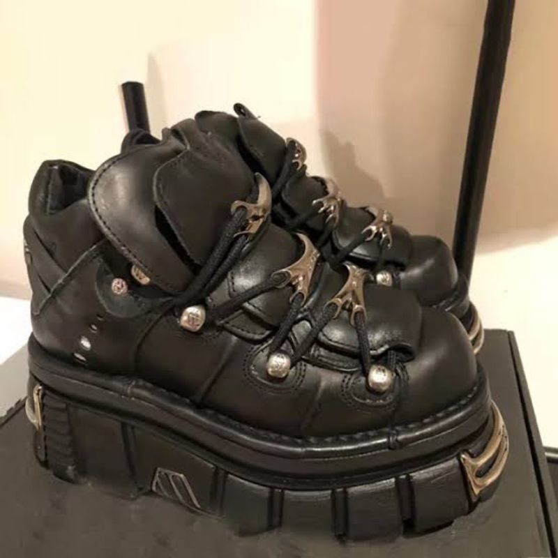 Jual sepatu boots rock kulit ring polos | Shopee Indonesia