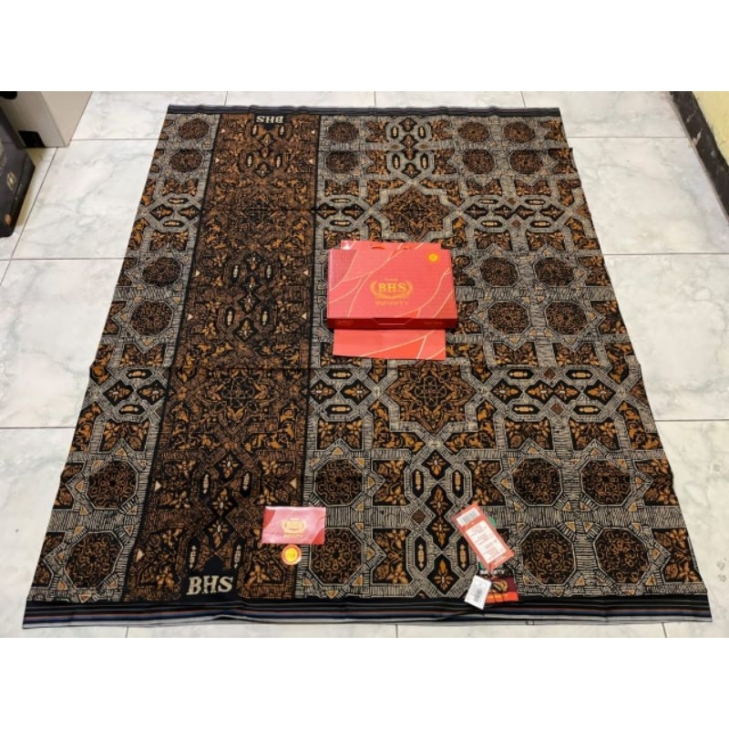 Jual SARUNG BHS INFINITY CBA GOLD ( BATIK ) | Shopee Indonesia