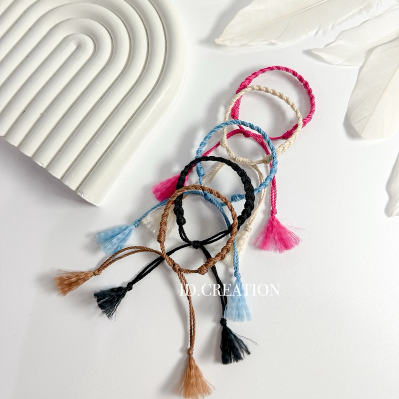Jual Gelang Tali Anyam Kepang Polos Rajut Aesthetic Idol Korea | Shopee ...