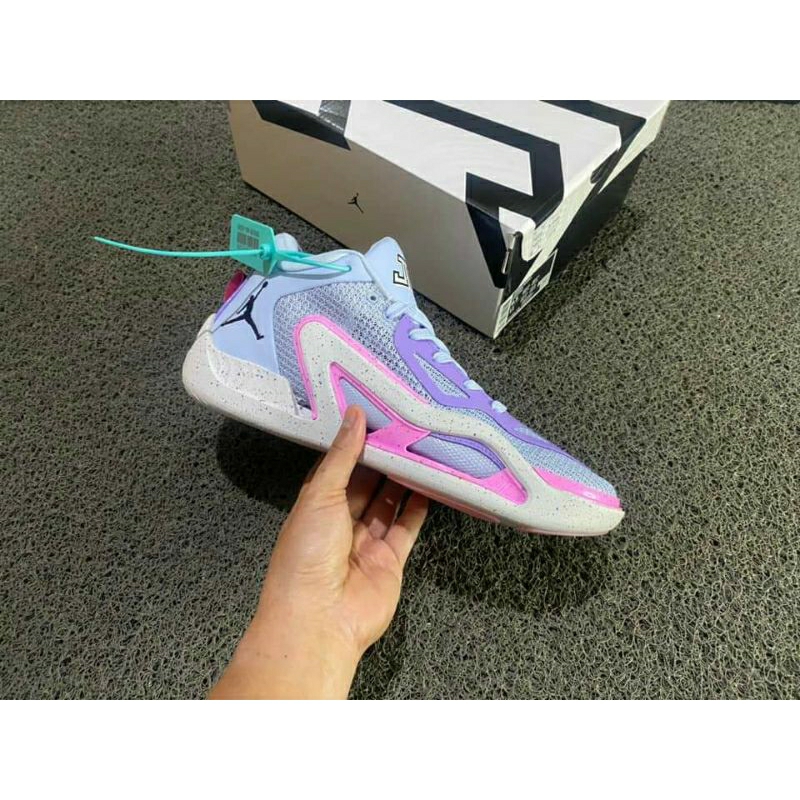 Jual Sepatu Basket Air Jordan JT Jayson Tatum 1 High Dongdan | Shopee ...