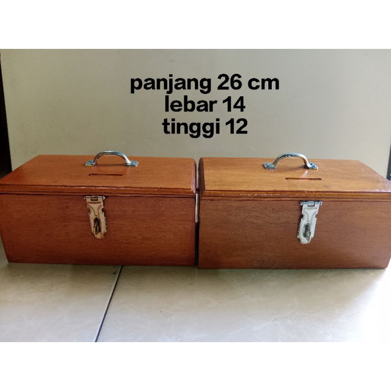 Jual kotak infaq/kotak amal murah/celengan kayu(finishing plitur halus ...