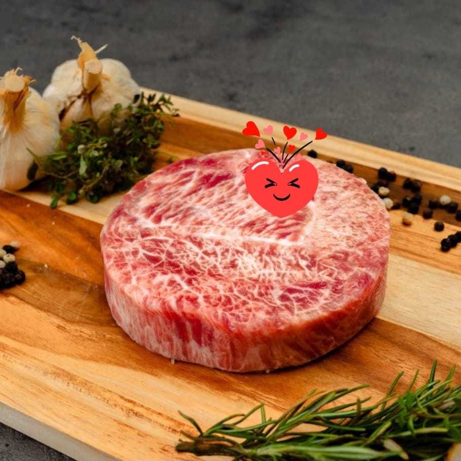 Jual Round Wagyu Tenderloin Meltik / Meltique Beef Steak Daging Sapi ...