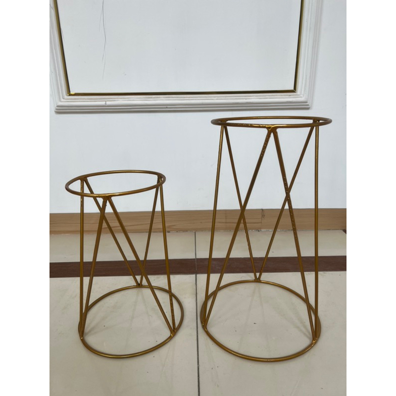 Jual standing pot bunga model bulat segitiga (1 paket dpt 2 pcs ...