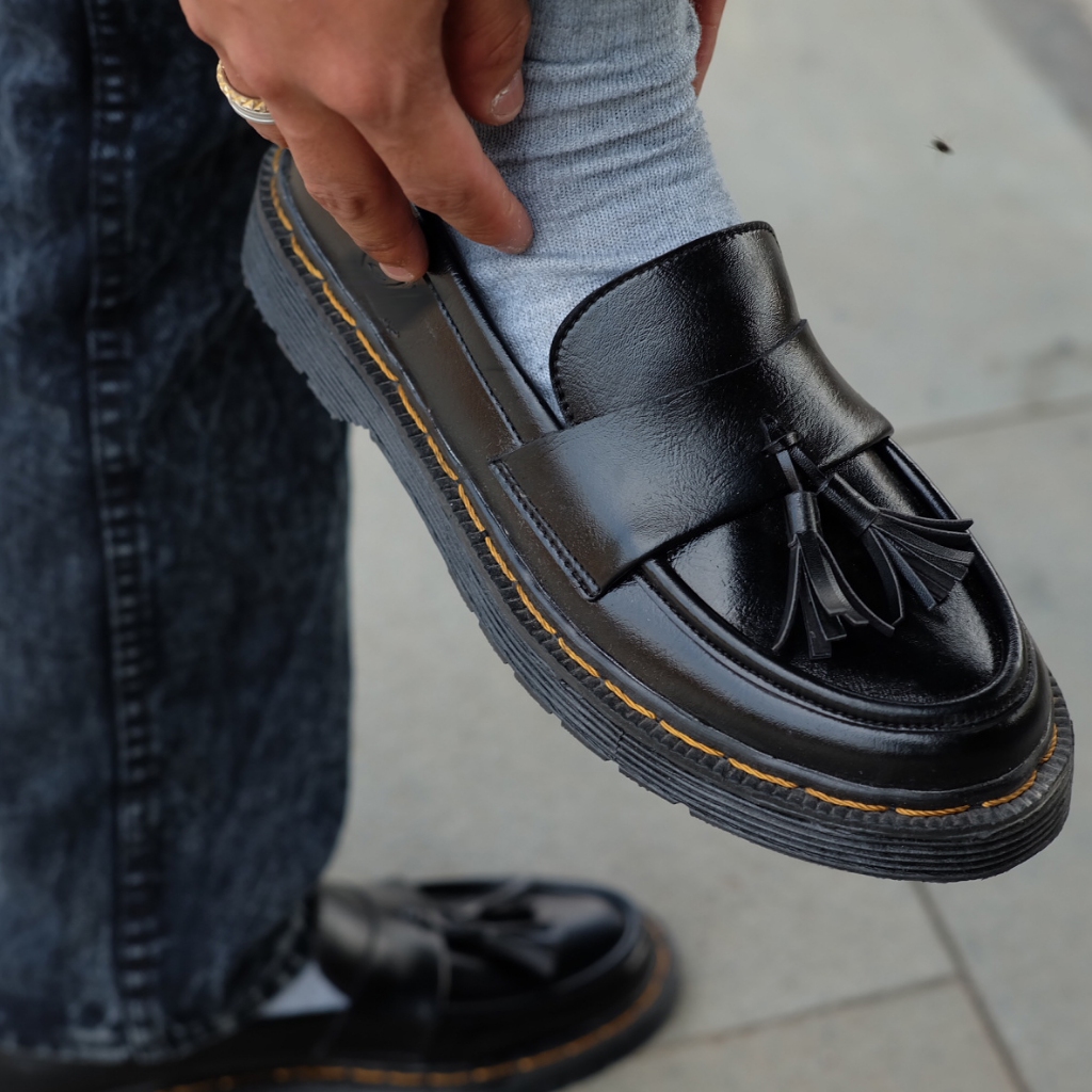 Jual UNION GOZIM SEPATU DOCMART LOAFER PRIA FORMAL HITAM | SEPATU ...