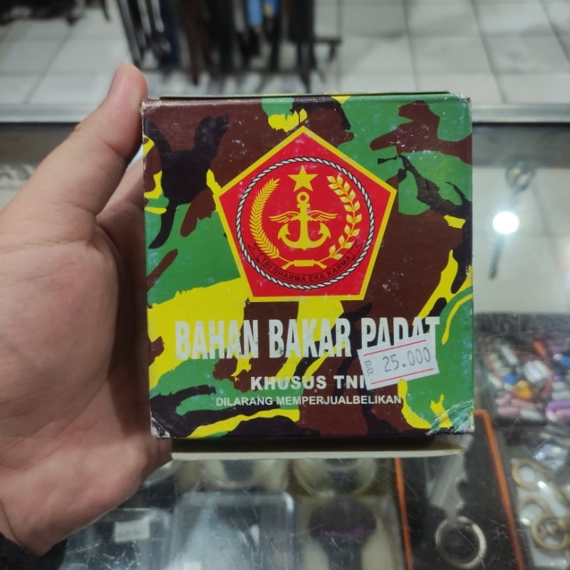 Jual PARAFIN PARAVIN BAHAN BAKAR PADAT UNTUK KOMPOR LAPANGAN TNI ...