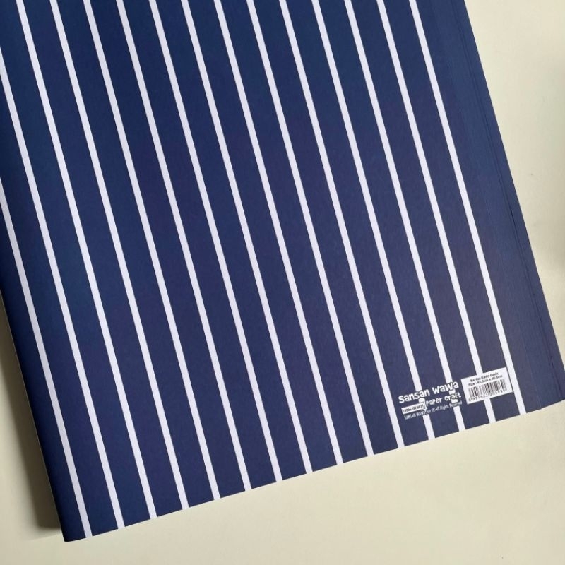 Jual Kertas Kado Sansan Wawa Motif Garis Salur Biru Tua Navy Line ...