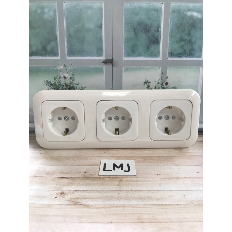 Jual STOP KONTAK ISI 3 IB PANASONIC | Shopee Indonesia